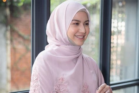 Detail Gambar Artis Malaysia Koleksi Nomer 12