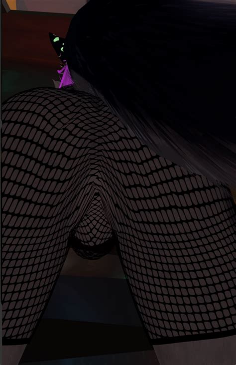 Line Up R VRChat ERP