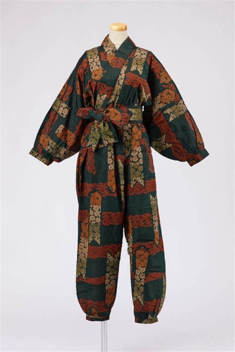 特別企画展「時代をまとう女性たち」昭和館