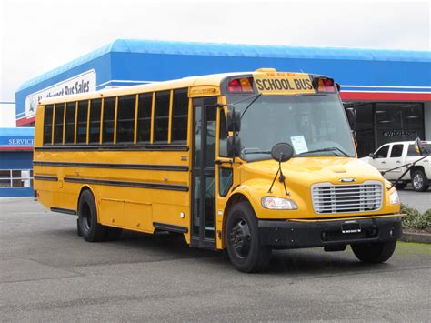 How Wide Is A 72 Passenger School Bus At Matt Torres Blog