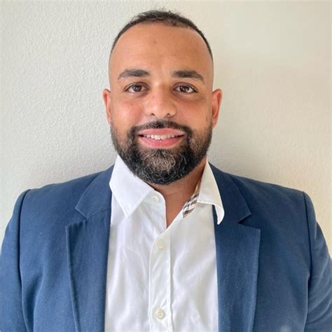 Noor Gandhi Linkedin