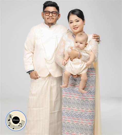 သီချင်းဟောင်းများ ဒီထက် မက မိသားစုကို ပြည့်စုံအောင် ထားနိုင်ပြီး