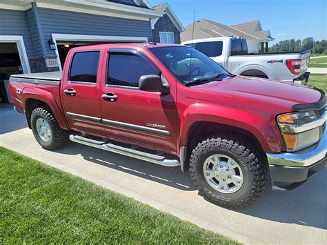2005 Chevrolet Colorado Crew Cab · Z71 Pickup 4d 5 Ft