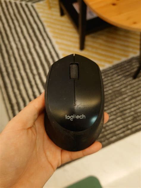 Logitech Bluetooth M331 Mouse Computers And Tech Parts And Accessories Mouse And Mousepads On Carousell