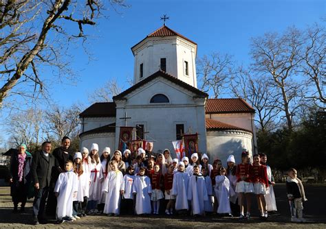 ქრისტეს შობის დღესასწაულთან დაკავშირებით ზუგდიდში საშობაო ალილოს