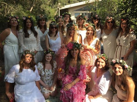 Hens Bubbles And Flower Crowns — Amazing Hens Parties