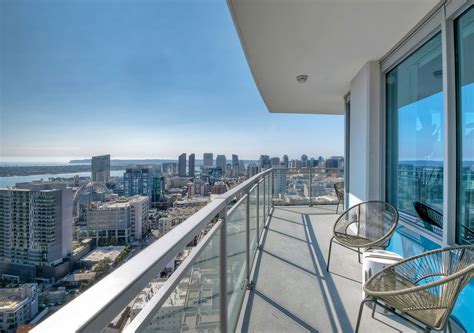 Luxury Apartments In Downtown San Diego Spire San Diego