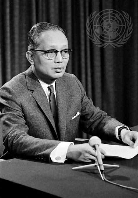 Secretary General Issues New Years Message Un Photo