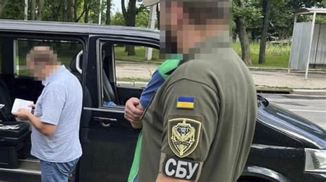 СБУ заявила о новых схемах уклонистов среди разоблаченных военком и руководитель ВВК