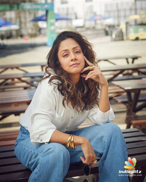 Jyothika Photos Tamil Actress Photos Images Gallery Stills And Clips