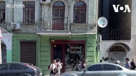 ရုရှားတိုက်ခိုက်မှုကြောင့် ယူကရိန်းကလေးတွေ ထွက်ပြေးရ