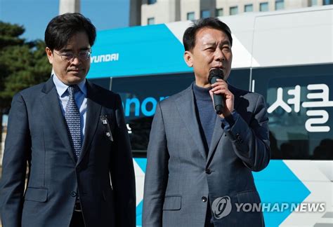 발언하는 이광재 국회 사무총장 연합뉴스