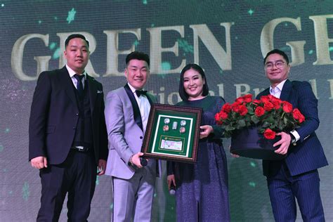 Грийн Групп ажилтнууддаа ХОЁР тэрбум төгрөгийн урамшуулал олголоо