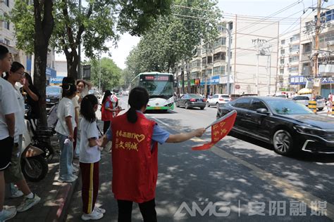 安阳公交集团：开启“护学”模式，保障学生乘车安全安阳融媒