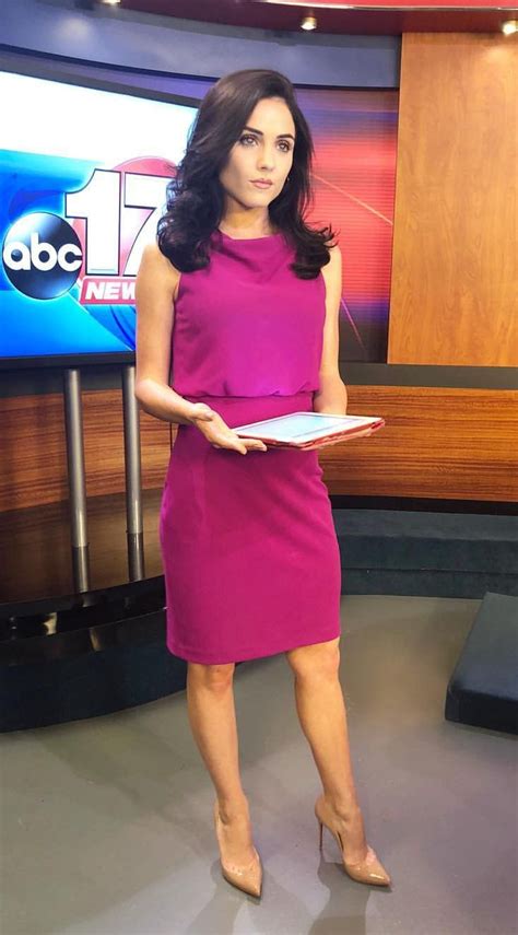 Pin By Victoria Sanmarco On Tv Presenters Beautiful Curvy Women