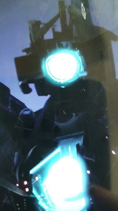 3타이탄중 가장 강력한 타이탄은 Youtube