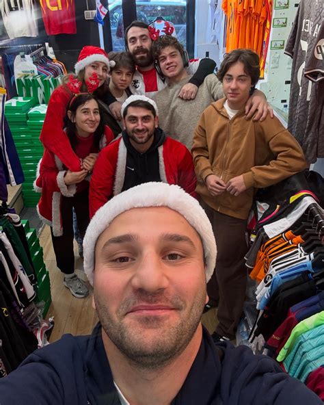 Jassport Georgia გადაუზიარეთ თქვენ უფროსებს 😂💚 Instagram