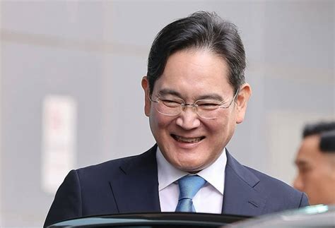 취임 2주년 ‘삼성 이재용…위기론에도 관심·호감도 상승
