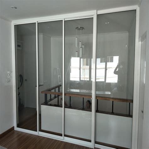 รับติดตั้งประตูหน้าต่างกระจกอลูมิเนียม รามอินทรา