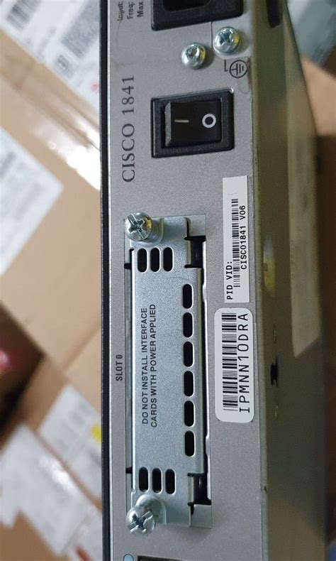 Cisco series router 電腦科技 電腦周邊及配件 Wifi及上網相關產品 Carousell