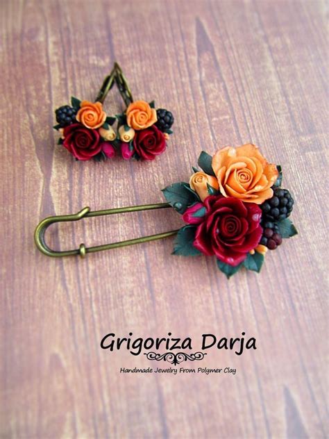 Pin By Stephanie Hurley On Polymer Clay Crafts Polymer Clay Flower Jewelry Polymer Clay