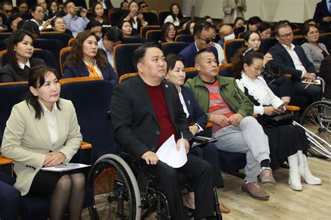 ХӨГЖЛИЙН БЭРХШЭЭЛИЙГ ОЛОН УЛСЫН АНГИЛЛЫН ДАГУУ ТОГТООЖ ТОХИРСОН ҮЙЛЧИЛГЭЭГ ҮЗҮҮЛДЭГ БОЛНО