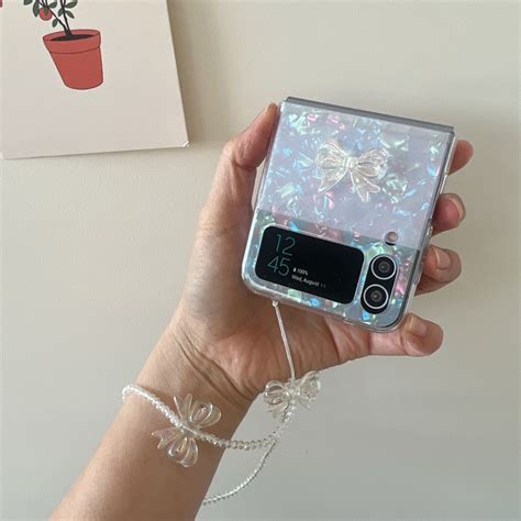 제트플립리본자개 폰케이스 리본비즈스트랩 제트플립4 아이디어스