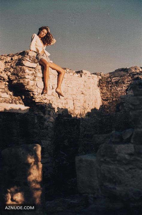 Maya Singer Sexy And Topless Photoshoot By Jeff Bierman Aznude