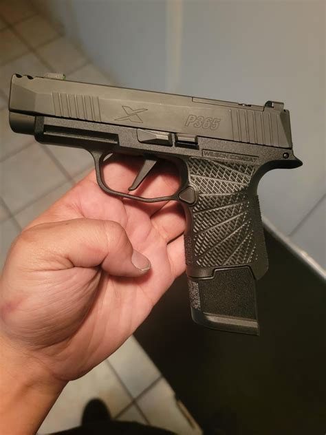 Macro Slide On Regular P365 Wilson Combat Grip And Sig Sauer Gray Grip