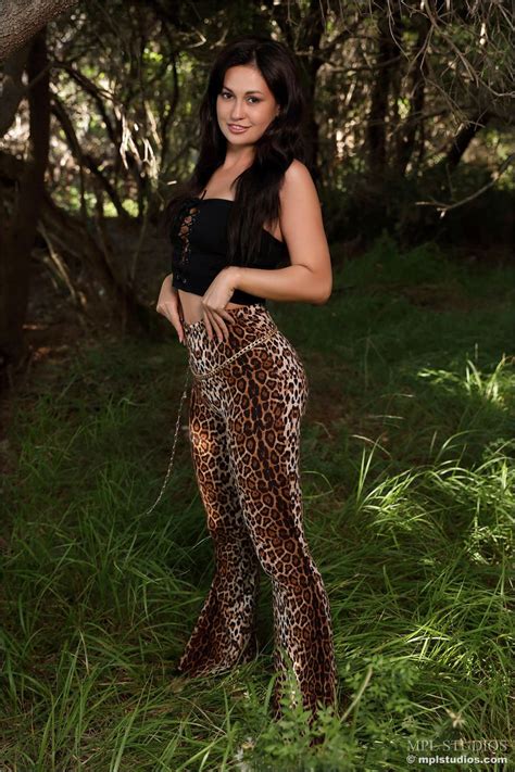 Good Looking Demi Fray Showing Off Her Hot Ass And Natural Tits 12 Photos