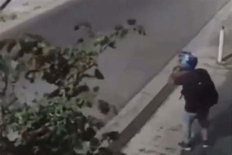 Oficial Mató A Ladrón Tras Tratar De Robarle Su Moto Video
