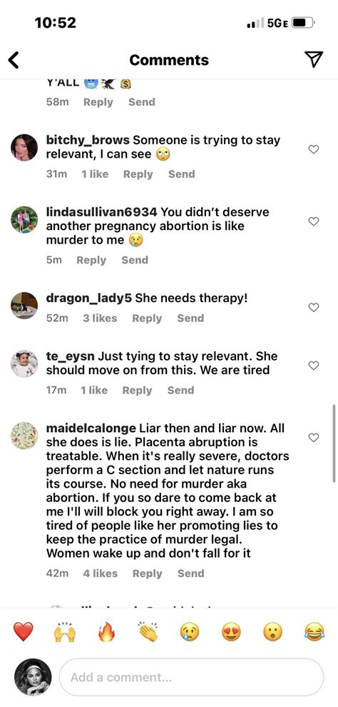 Chrissy Teigen Tweets