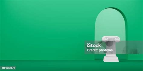 아치와 녹색 배경에 추상 연단 열입니다 승리 받침대는 미니멀 한 개념입니다 텍스트의 여유 공간입니다 3d 렌더링 0명에 대한 스톡 사진 및 기타 이미지 Istock