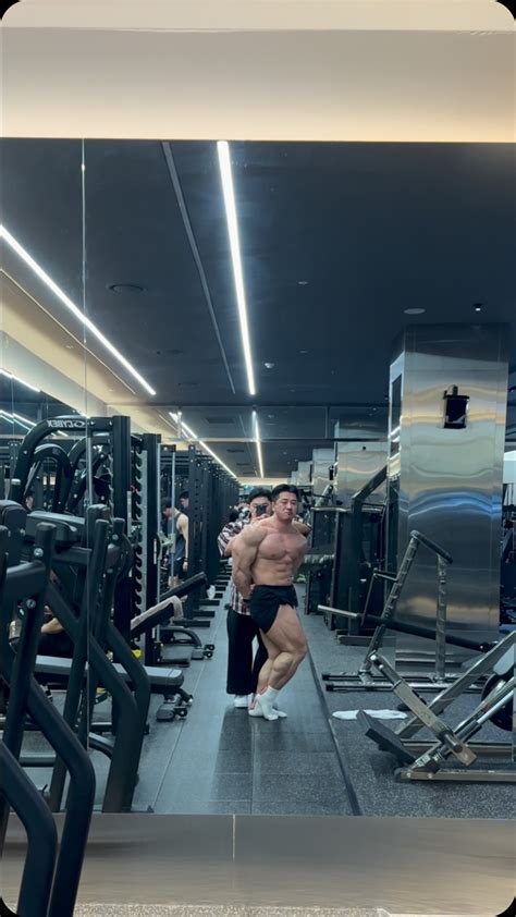 보디빌딩 웨이트트레이닝 컨디셔닝 김현식코치 어깨야 힘내🙃 부상조심 다이어트 시합준비 선수레슨 트레이닝코치 Instagram