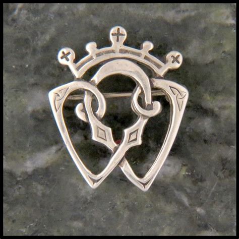 Dainty Luckenbooth Brooch In Sterling Silver Scottish Jewellery