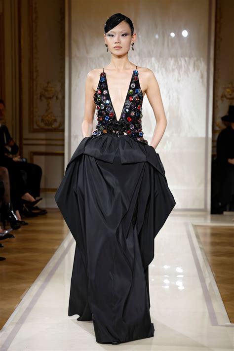 Giorgio Armani Privé So Feierte Der Modedesigner Sein 20 Jähriges Haute Couture Jubiläum