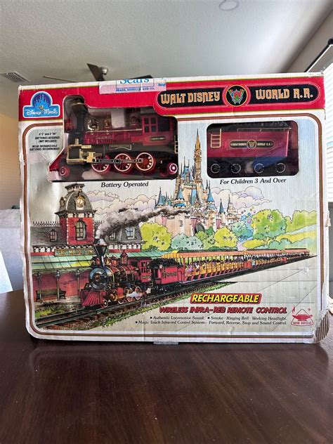 Lot 200 1988 Walt Disney World Rr Train Set Bright Original Box