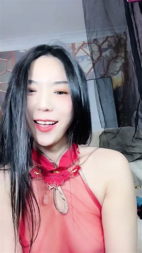 【糖宝的糖】超漂亮舞蹈女神热舞诱惑道具自慰喷水狂撸2 Eporner