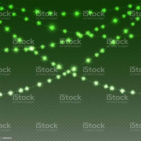 성 패트릭의 날에 대한 투명 한 배경에 녹색 빛과 토끼풀 잎 3월에 대한 스톡 벡터 아트 및 기타 이미지 3월 St Patricks Day 계절 Istock
