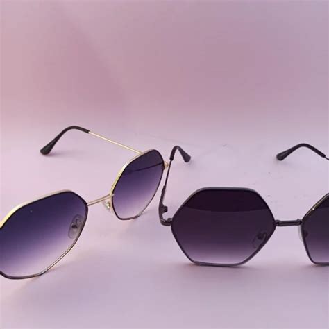 خرید و قیمت عینک نوید محمد زاده از غرفه آرایشی آدلیندا ارسال رایگان