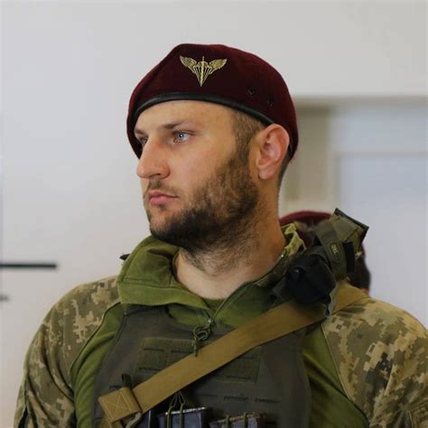 🫡 Кирило Буданов відзначив воїнів десантників нагородною зброєю 🤝 Начальник ГУР МО України