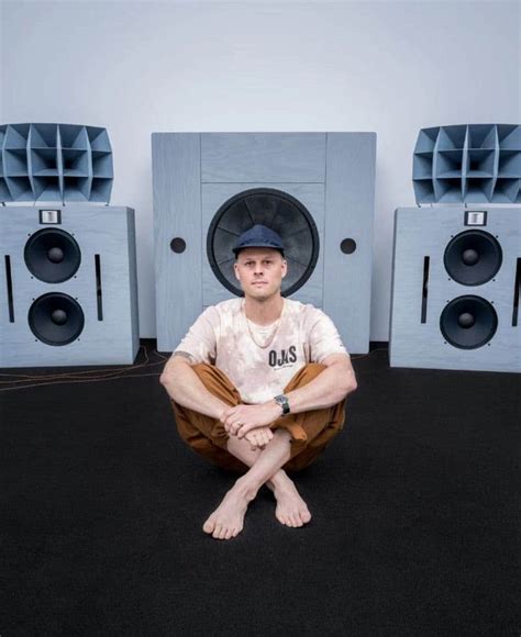 Devon Turnbull Ojas Photo By Isa Saalabi Fad Magazine