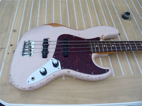 Flea Jazz Bass Fender Flea Jazz Bass Audiofanzine