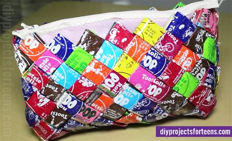 Ridiculously Cute Diy Candy Wrapper Purse Diy Projects For Teens