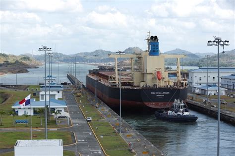 El Nino Drought Hits Panama Canal Ship Numbers Jrrjs