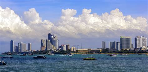Pattaya Travel Guide Beaches Hotels Nightlife And Things To Do