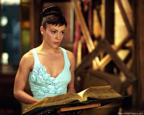 Picture Of Phoebe Halliwell