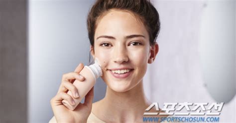 필립스 여름철 피부관리용 진동클렌저 비자퓨어 미니 출시