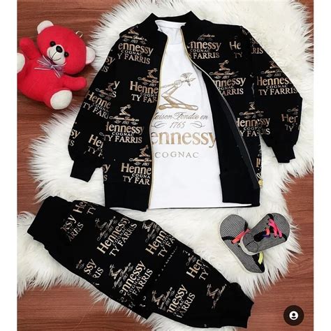 خرید و قیمت سه تکه پسرانه دورس طلاکوب مشکی رنگ سایز 40 45 50 55 مناسب 1