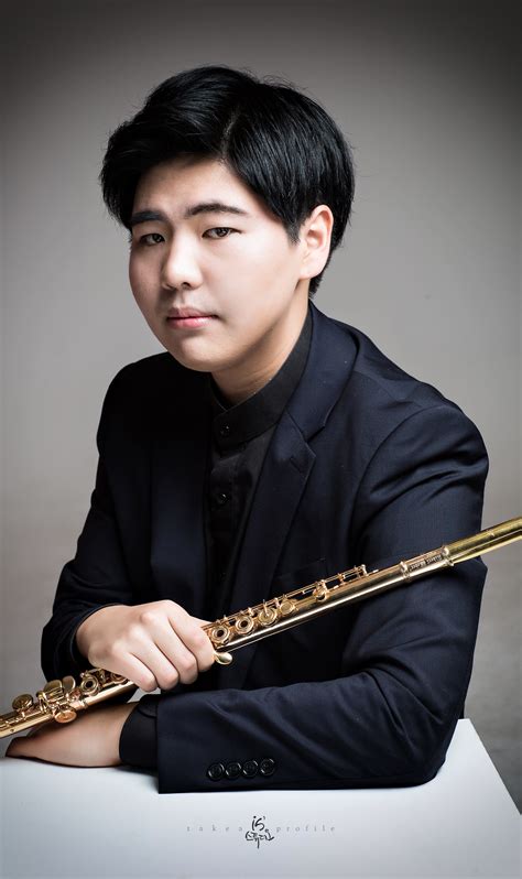 연주자 프로필 프로필 이즈스튜디오